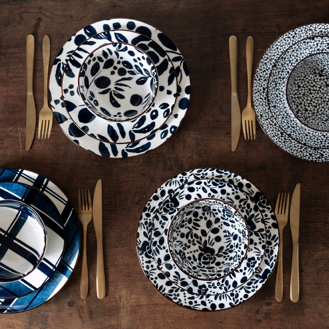 Dutch Floral Beker Check